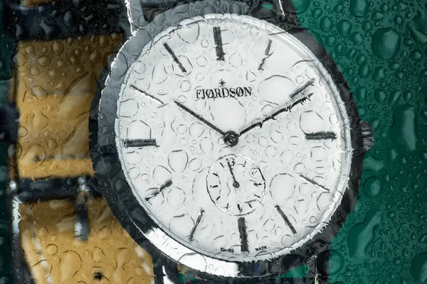 Guide: learn all about your watch's water resistance! - Fjordson